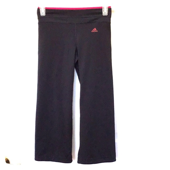 adidas | Pants & Jumpsuits | Adidas Cropped Black Yoga Capri | Poshmark